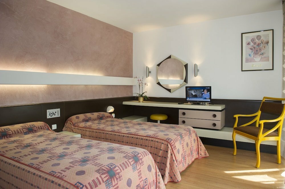 Otel Hôtel Urbain V, , foto