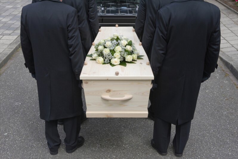 Çiçek teslimatı Agenzia Funebre Paradiso di Liccardi & Parisi, Sicilya, foto