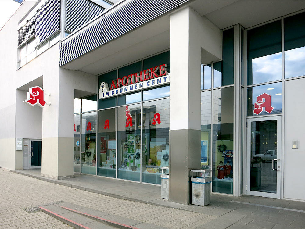 Eczaneler Apotheke im Brunnen Center, Hesse, foto