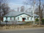 Pokrovskaya osnovnaya obshcheobrazovatelnaya shkola Mou (Molodyozhnaya ulitsa No:36, posyolok Iskra Oktyabrya), ortaokul  Yaroslavskaya oblastından