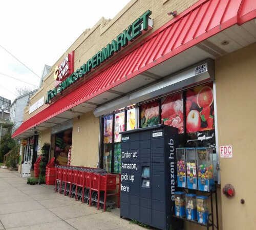 Süpermarket CTown supermarkets, New Brunswick, foto
