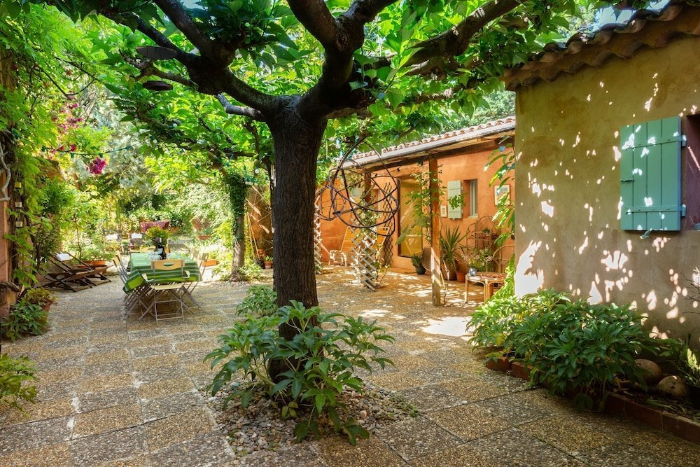 Otel Gîtes et Chambres Poterie de Pierroux, , foto
