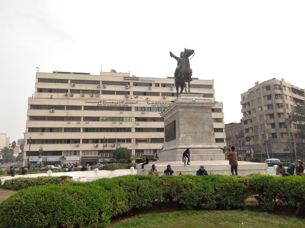 Anıt, heykel Ibrahim Pacha, Kahire, foto