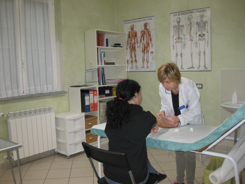Tıbbi laboratuvarlar Laboratorio Analisi da Vinci, Lombardiya, foto