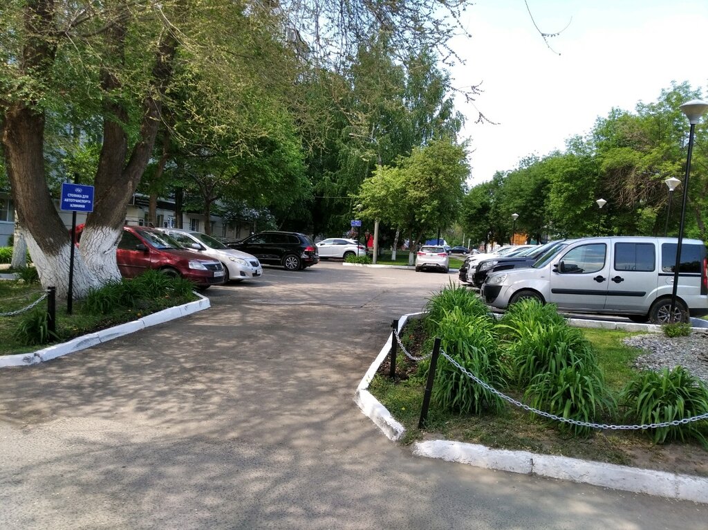 Otoparklar Parking lot, Samara, foto