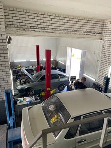 Autoservis na Tomskoy (Tomskaya ulitsa No:11, Saratov), otomobil servisi  Saratov'dan
