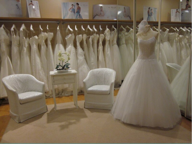 Düğün mağazası Monti Showroom Sposi, Ligurya, foto