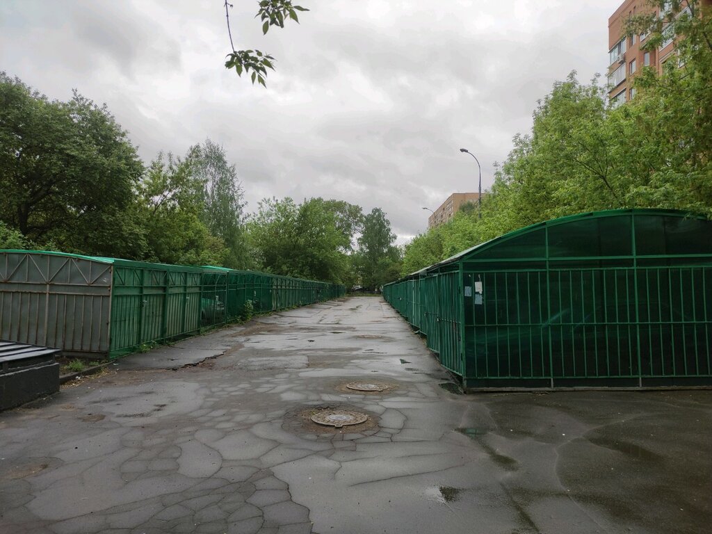 Garajlar Garazhno-stroitelny kooperativ № 51, Moskova, foto