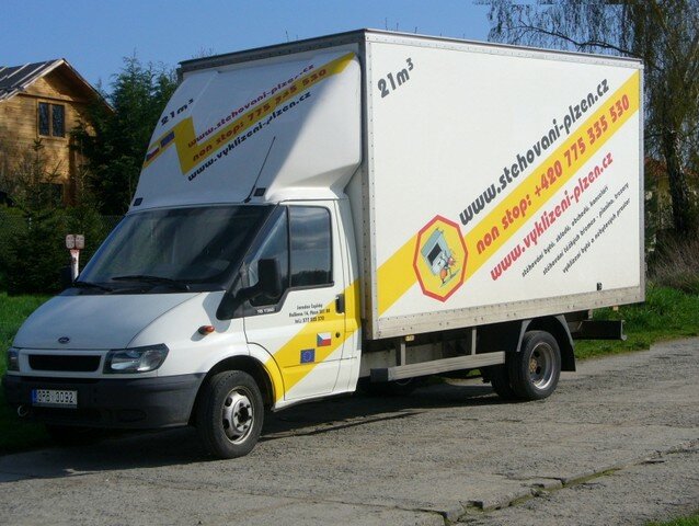 Kamyon ve ağır vasıta satış ve servis firmaları Stěhováci Plzeň - Čepický, Dünya, foto