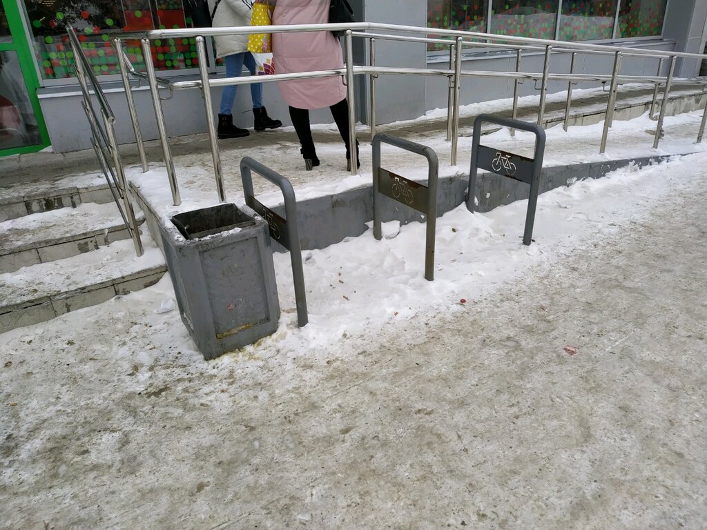 Bisiklet park yerleri Bicycle parking, Kazan, foto
