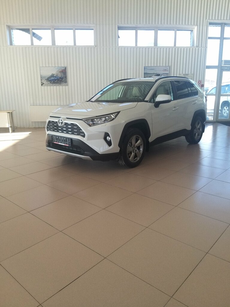 Otomobil satış galerileri Toyota центр, Ugorsk, foto