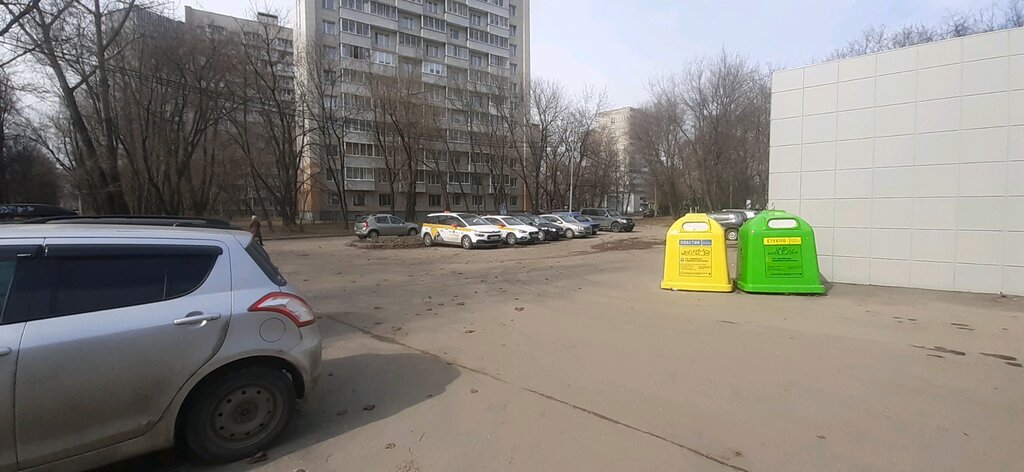 Otoparklar Parking lot, Moskova, foto