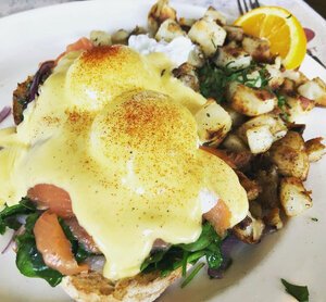 Crepevine Restaurants (United States, Mountain View, 300 Castro St), restoran  Mountain View'dan