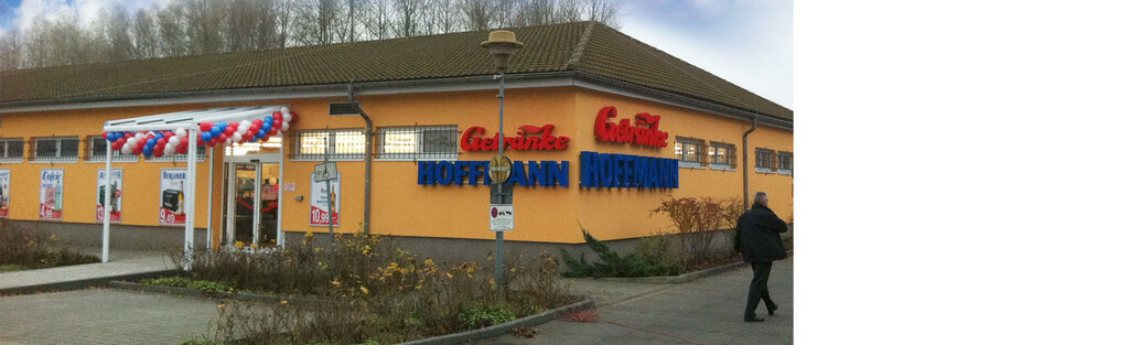 Bira dükkanı Getränke Hoffmann, Brandenburg, foto
