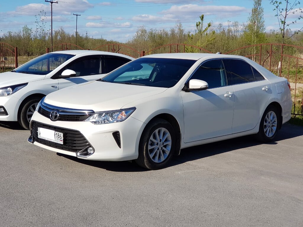 Oto kiralama Tophart, Nefteyugansk, foto