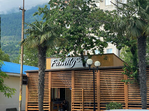 Family cafe (Autonomous Republic of Abkhazia, Town of Gagra, Abazgaa Street), kafe  Gagra'dan