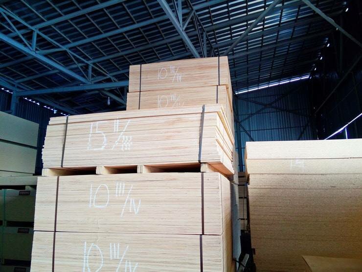 Yapı mağazası Lestexprom, Kirovskaya oblastı, foto