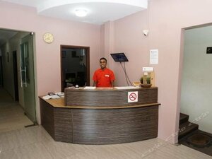 Hotel Seri Pauh (LRT Kelana Jaya Line, Asia Jaya Station), otel  Penang'dan