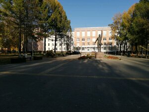 Студенческий cквер (Udmurtian Republic, Izhevsk, Studencheskiy ckver), kültür ve eğlence parkları  Izhevsk'ten