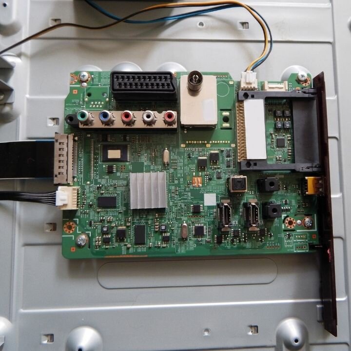 Elektronik eşya mağazaları Tevecrom Electronica - Reparacion De TV - Audio, Bahia Blanca, foto