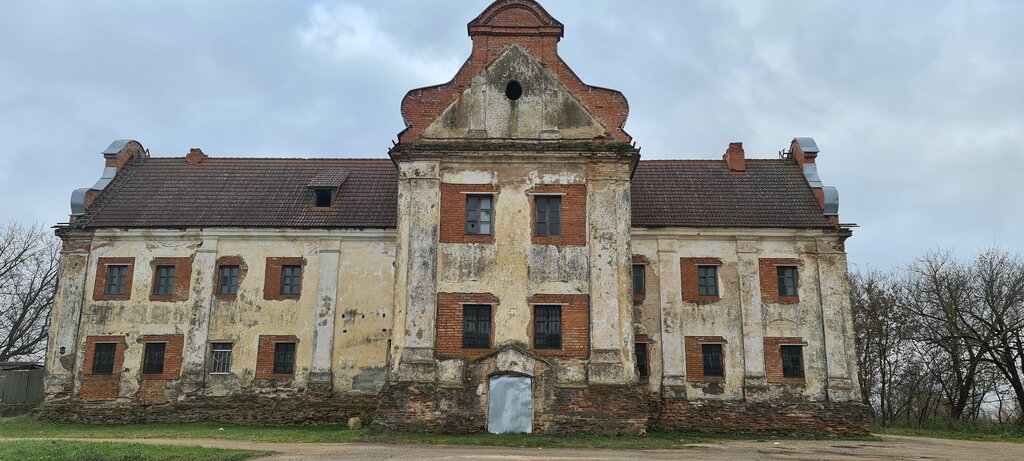 Turistik yerler Bernardine monastery in Dubroŭna, Dubrovno, foto
