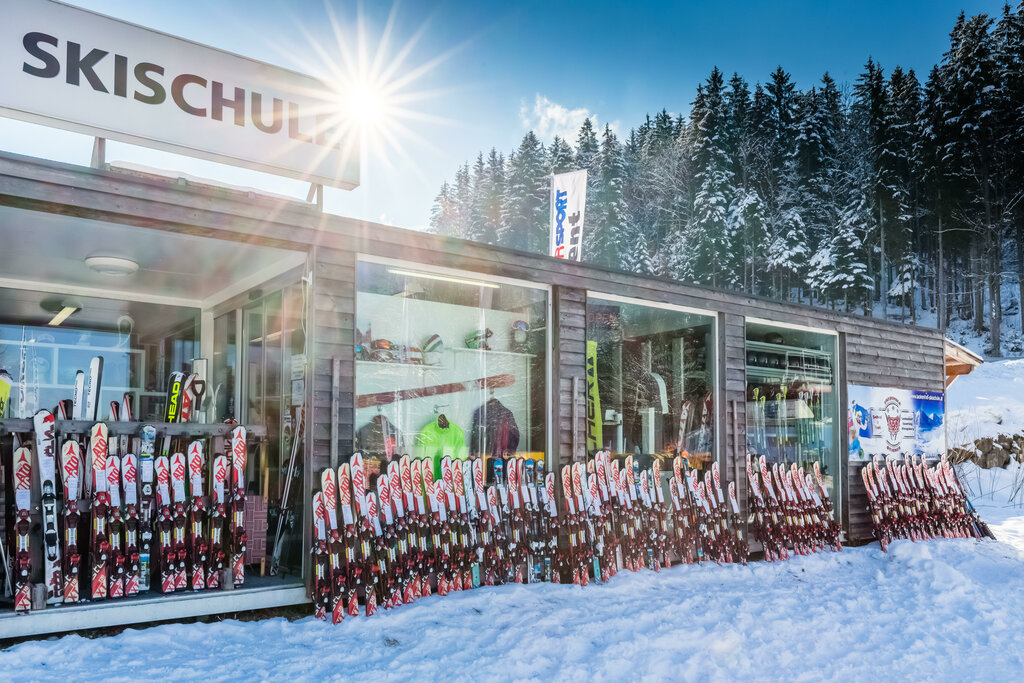 Spor ve eğlence merkezi Skischule Ötscher Lackenhof, Aşağı Avusturya, foto