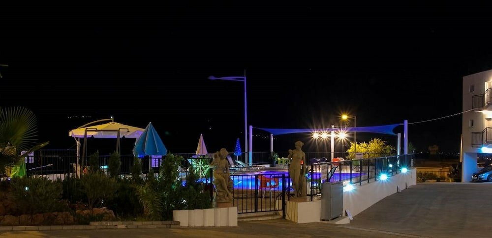 Otel Panoramic Holidays Deluxe 4, Baf İlçesi, foto