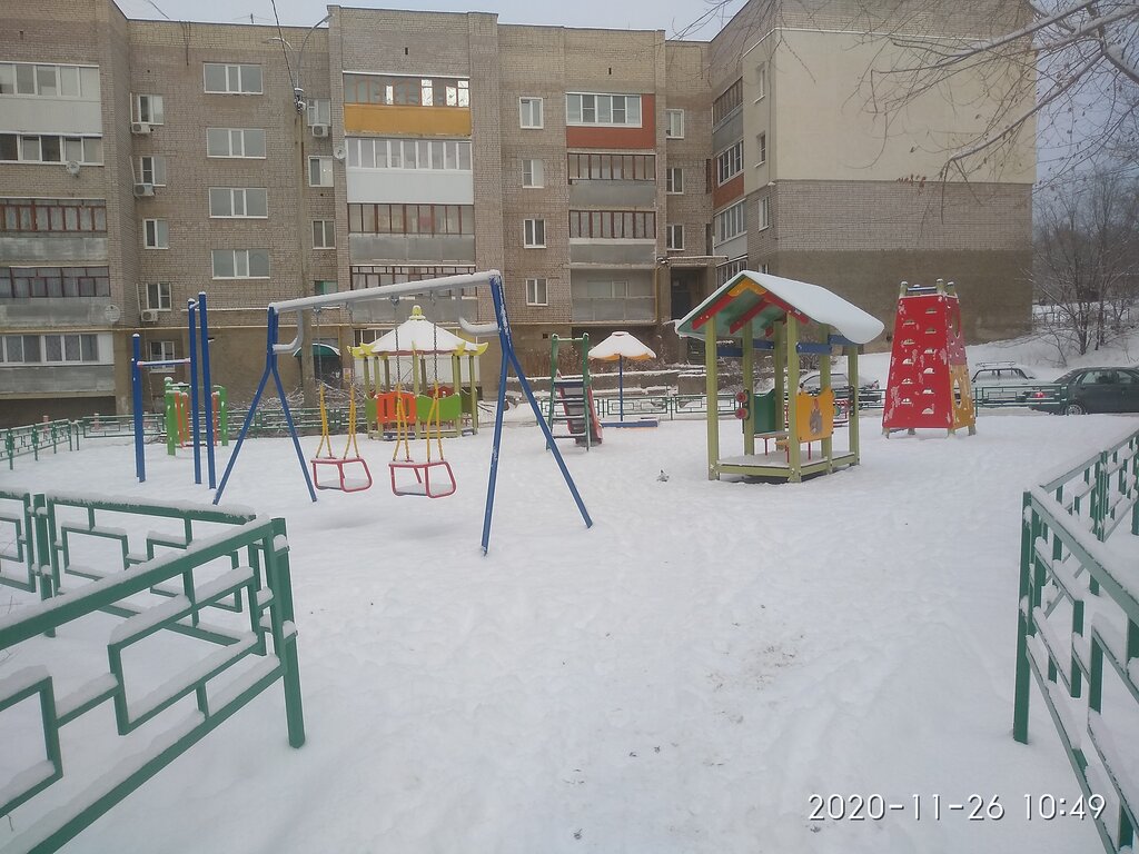 Oyun alanı Playground, Samara, foto