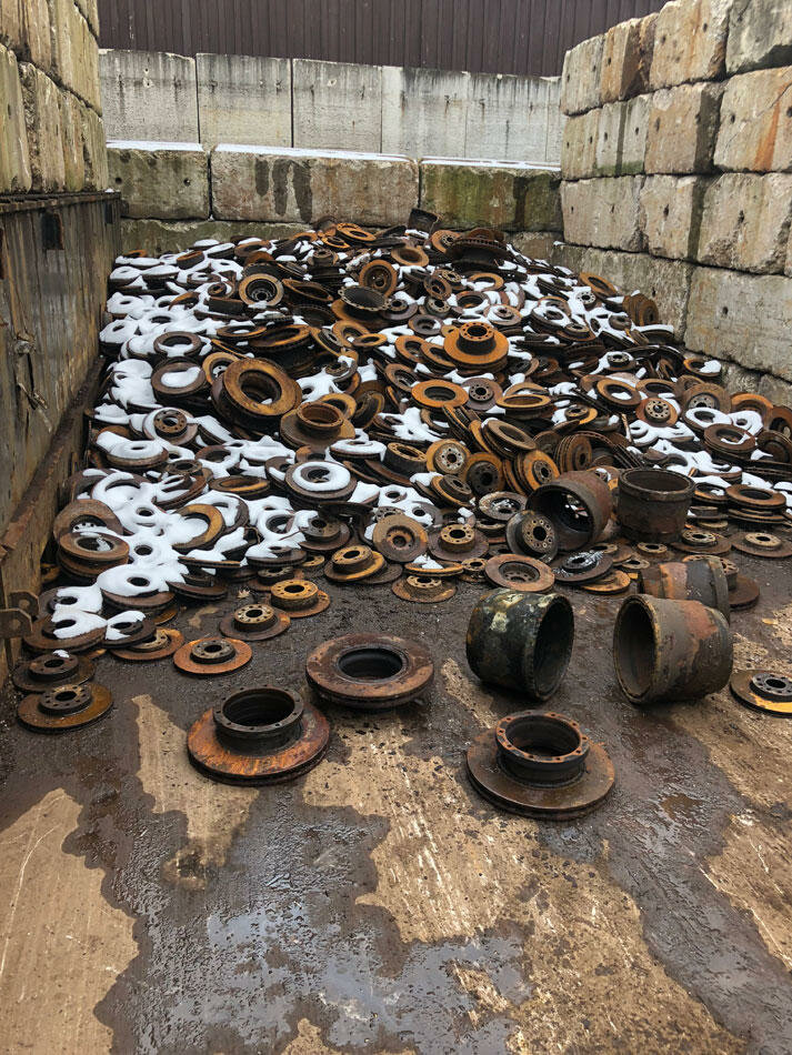Çöp hizmetleri Rohstoffe Roth - Schrotthandel und Containerdienst, Baden‑Wurttemberg, foto