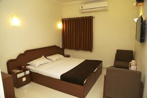 Hotel Golden Plaza (State of Gujarat, Ahmedabad, Paldi), otel  Ahmadabad'dan