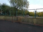 Хоккейная коробка (Omsk, mikrorayon Moskovka), spor alanı  Omsk'tan