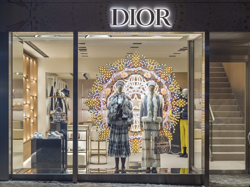 Giyim mağazası Dior, St. Moritz, foto