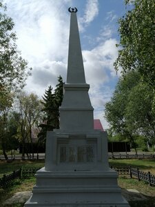 Павшим воинам Великой Отечественной войны 1941-1945 гг. (Omsk Region, Moskalenskiy rayon, selo Shevchenko), anıt, heykel  Omskaya oblastından