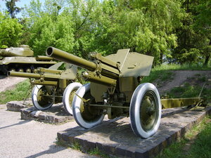 Teknoloji anıtı Военная техника, İzium, foto