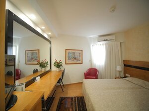 Margoa Hotel Netanya (Gad Machnes No:9, Netanya), otel  Netanya'dan