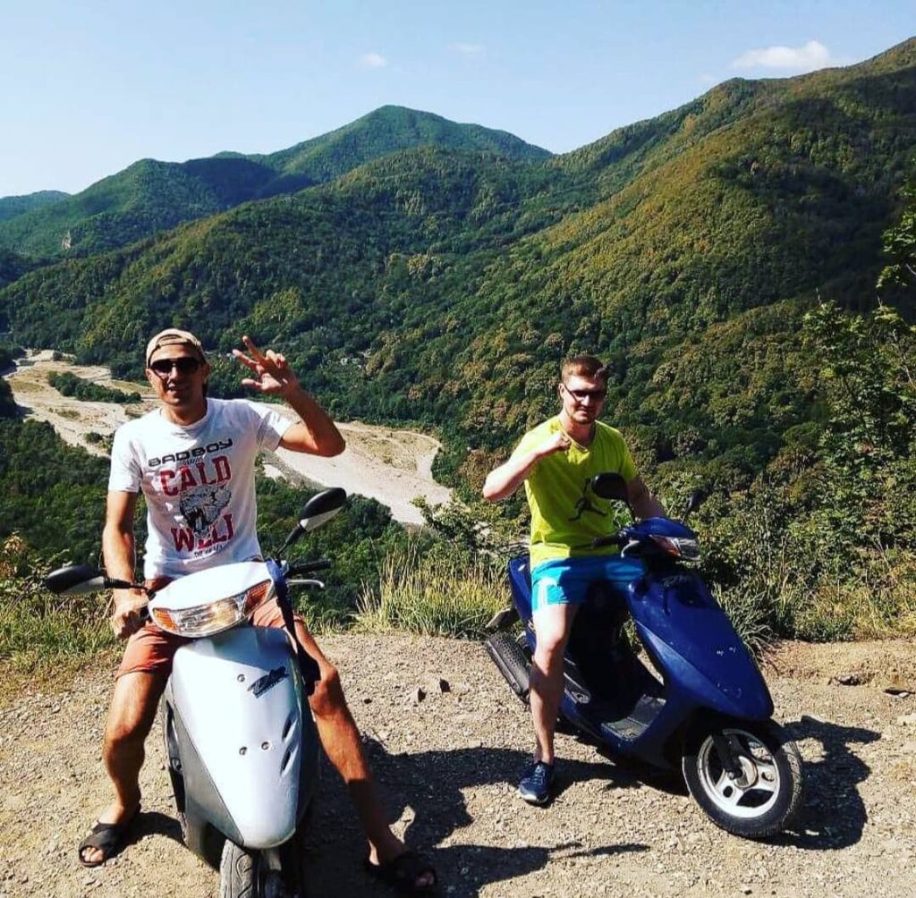 Kiralama noktası Муравей-Аренда, Soçi, foto