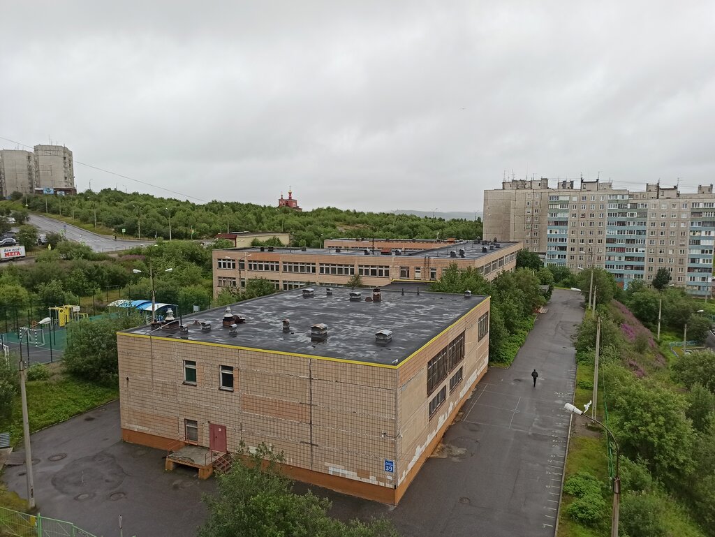 Ortaokul Shkola № 58, Murmansk, foto