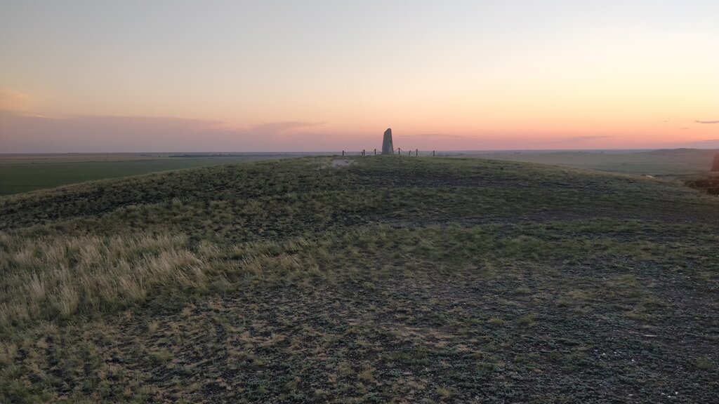 Dağ zirvesi Yuksari, Akmola eyaleti, foto