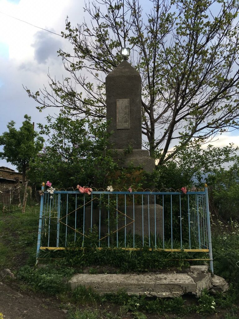Anıt, heykel Павшим в Великой Отечественной войны, Dağıstan, foto