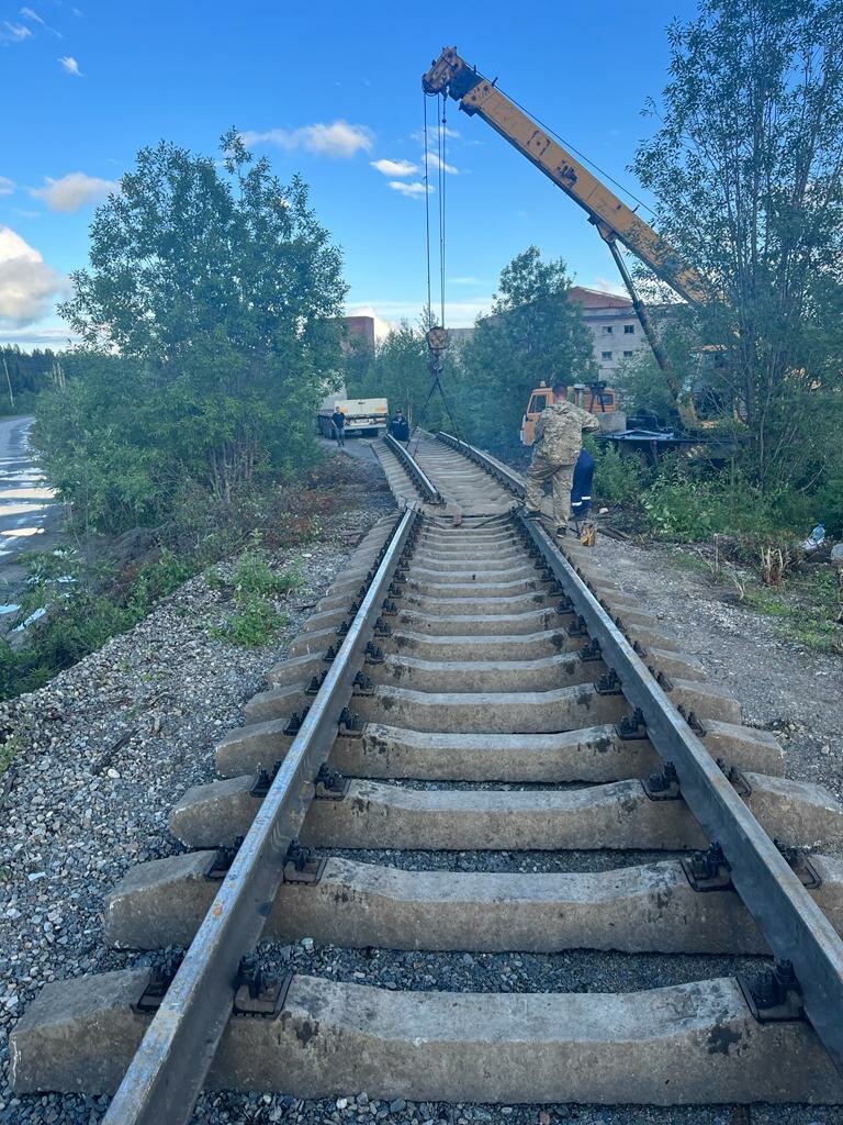 Demiryolu inşaatı ve tamiri Industrial Railway Expert, Novomoskovsk, foto