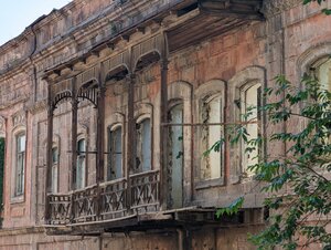 The balcony from the Tango of my childhood (Achemyan Street No:2), unutulmaz olayların yeri  Gümrü'den
