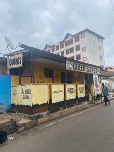 Queen's Spot (Alemle Road No:3), bar  Akra'dan