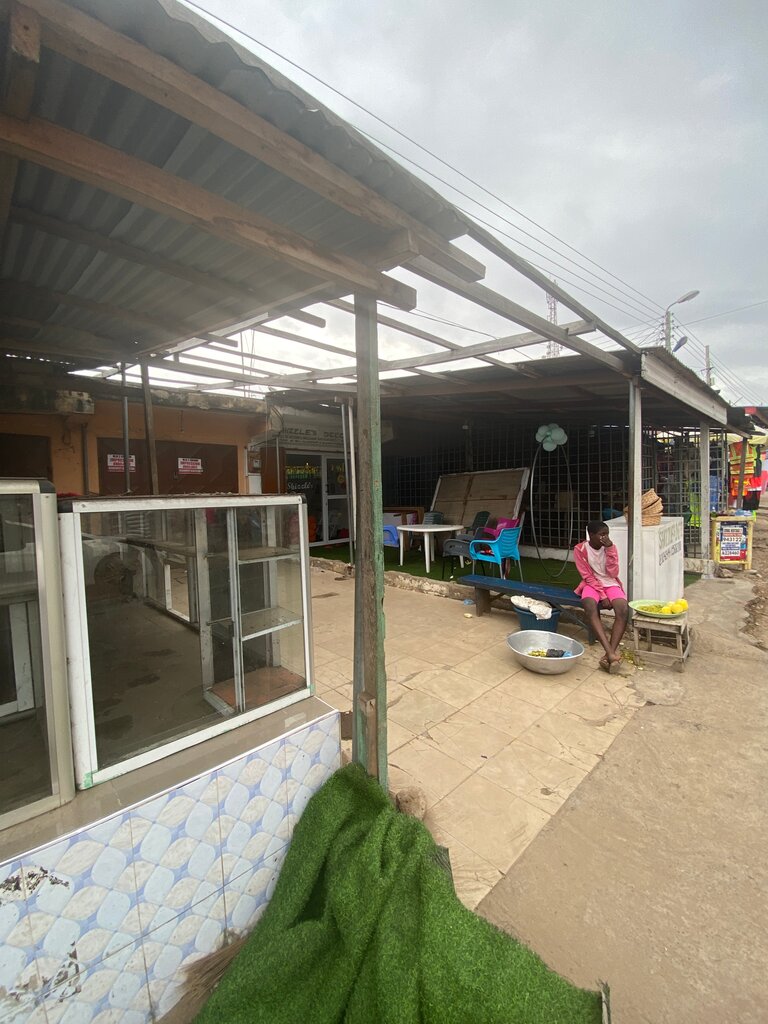 Dekoratif kaplama hizmetleri Shizzle's Deco, Akra, foto