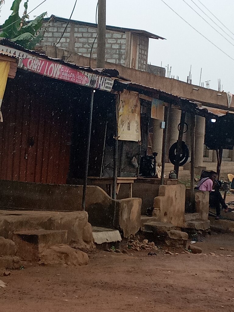 Terziler Chris love fashion, Dünya, foto