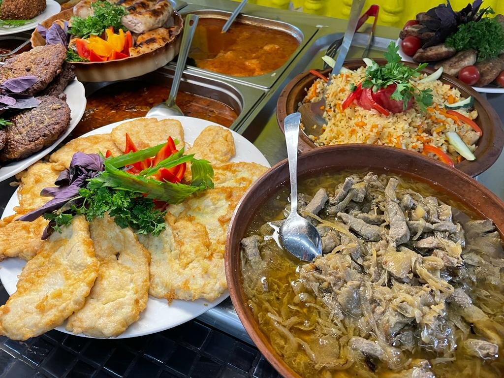 Kantin, yemekhane Золотой пляж, Yevpatorya, foto