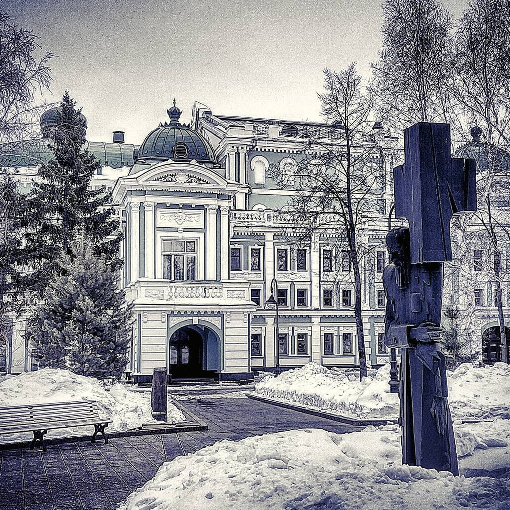Anıt, heykel Ф.М. Достоевский, Omsk, foto