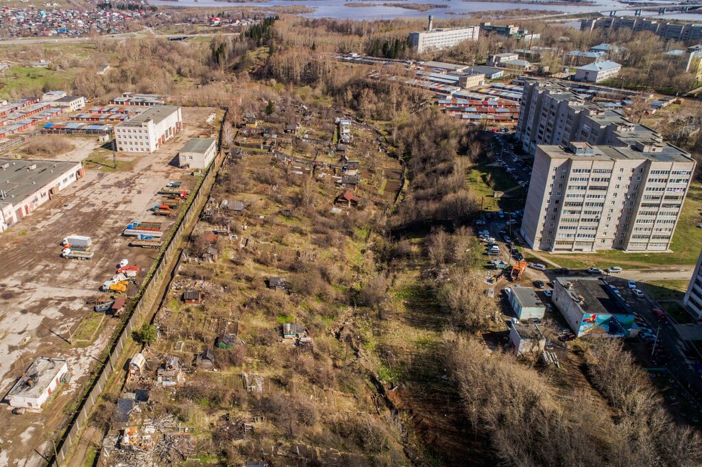 Konut servisleri kuruluşları Tsj Sutyrina-1, Kirov, foto