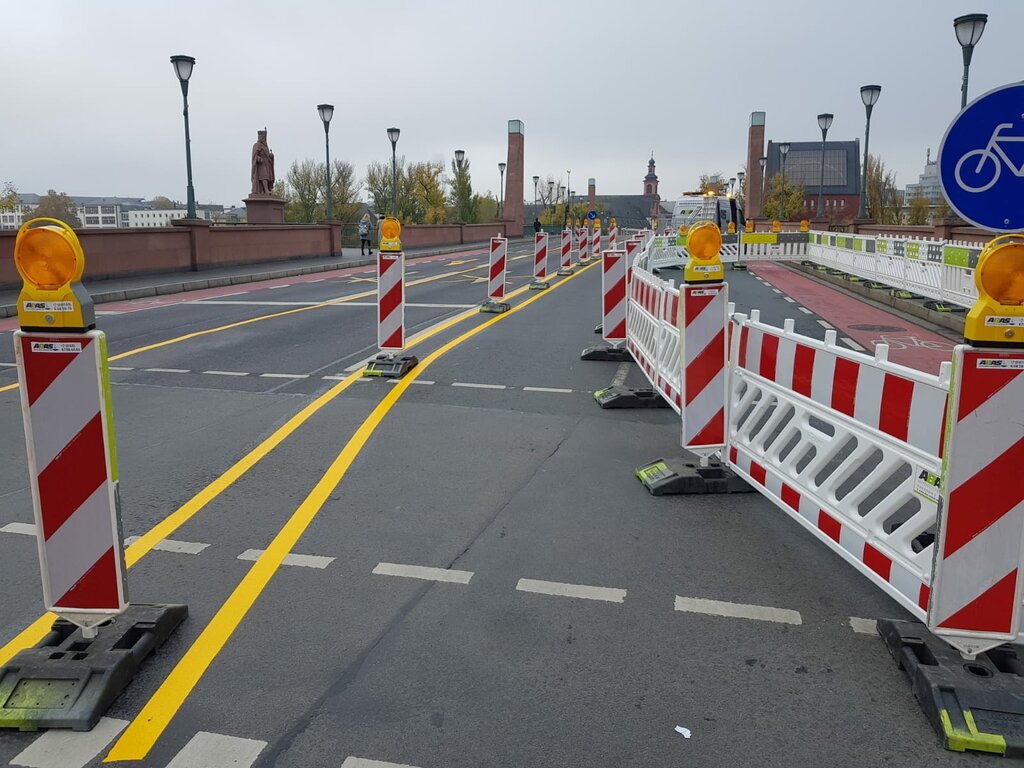 Güvenlik ve alarm sistemleri Abas Verkehrssicherungs GmbH, Hesse, foto