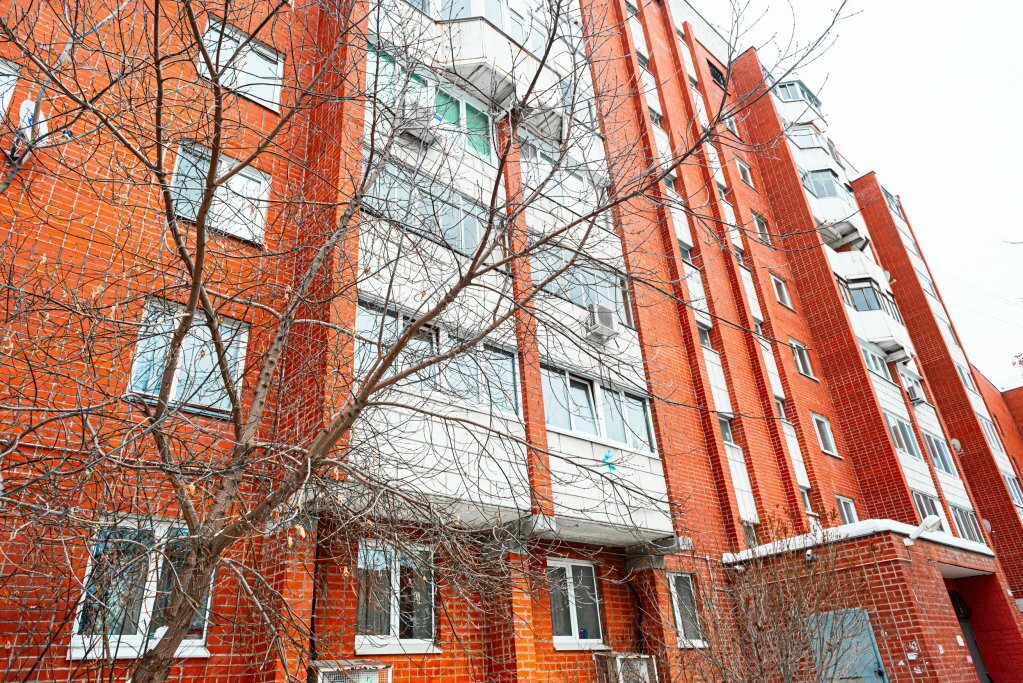 Kısa süreli konaklama One bedroom apartment on Surikova street - Двухкомнатная квартира на улице Сурикова, четыре спальных места, RentHouse, Yekaterinburg, foto