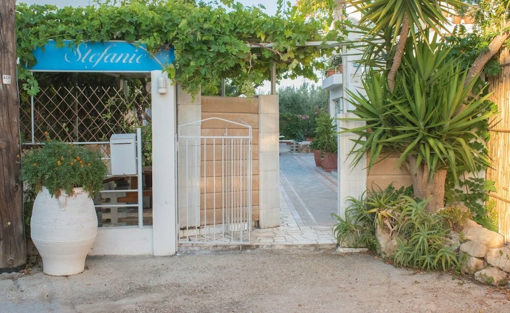 Otel Stefanie Studios, Dünya, foto